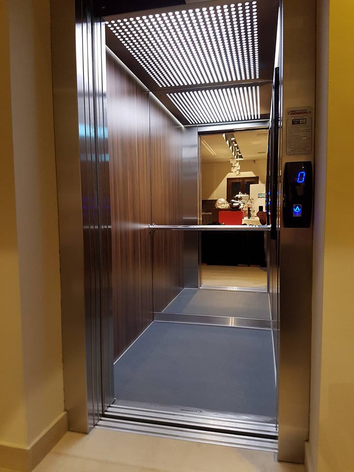 Εγκατάσταση ανελκυστήρα σε ξενοδοχείο στην Καλαμάτα | innovatechlift.gr