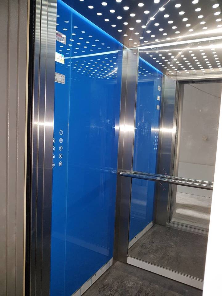 Εγκατάσταση ανελκυστήρα στην Λαμία - μπουτον αφής