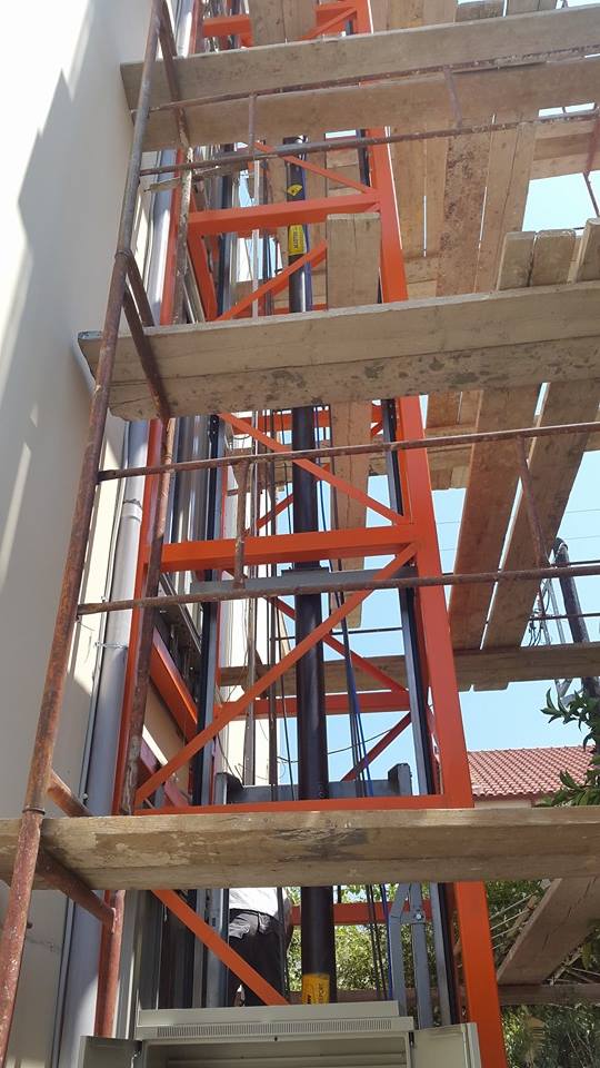 External lift installation at Kiato | innovatechlift.gr